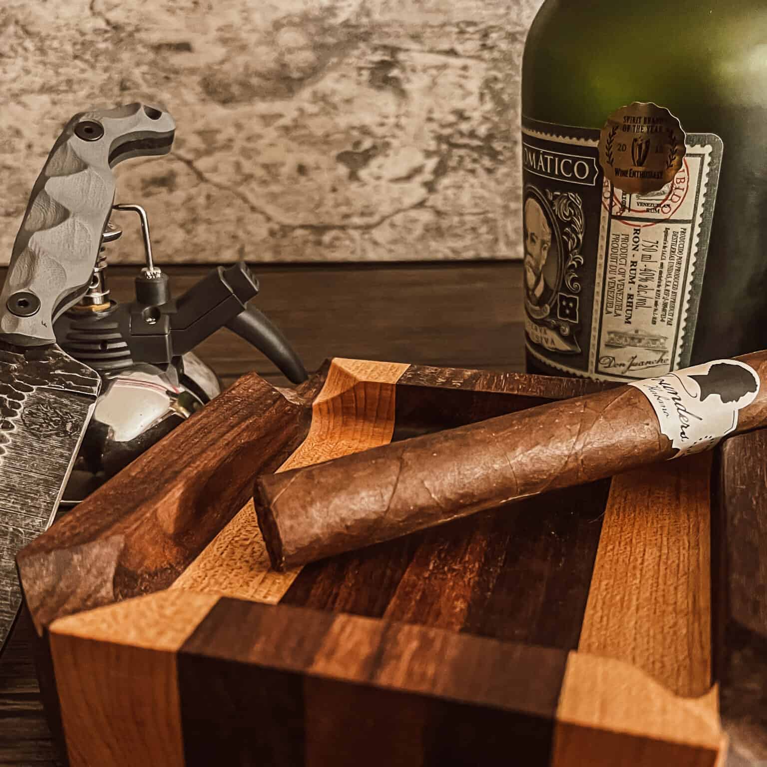 How to Cut a Cigar the Right Way Founders Cigar Company